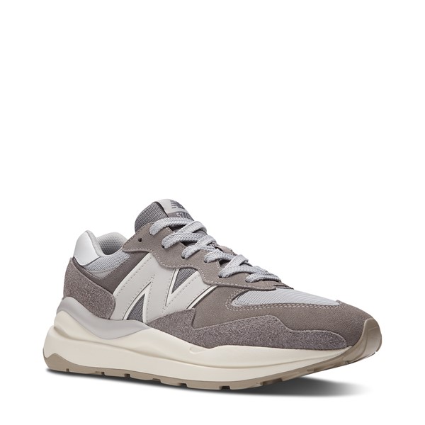 Women's New Balance | Little Burgundy